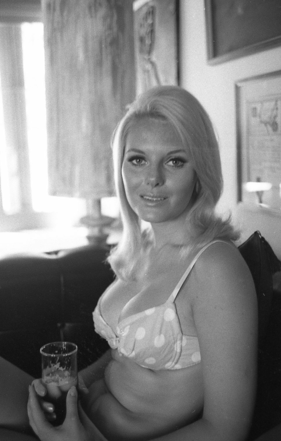 1960s Doris Nieh negative, sexy blonde pin-up girl Sivi Aberg, actress n320339 | eBay