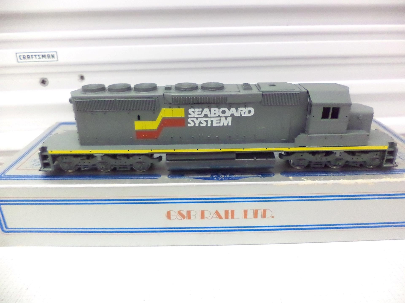 GSB Ho SD40-2 Locomotive kit, Seaboard. (bf) | eBay