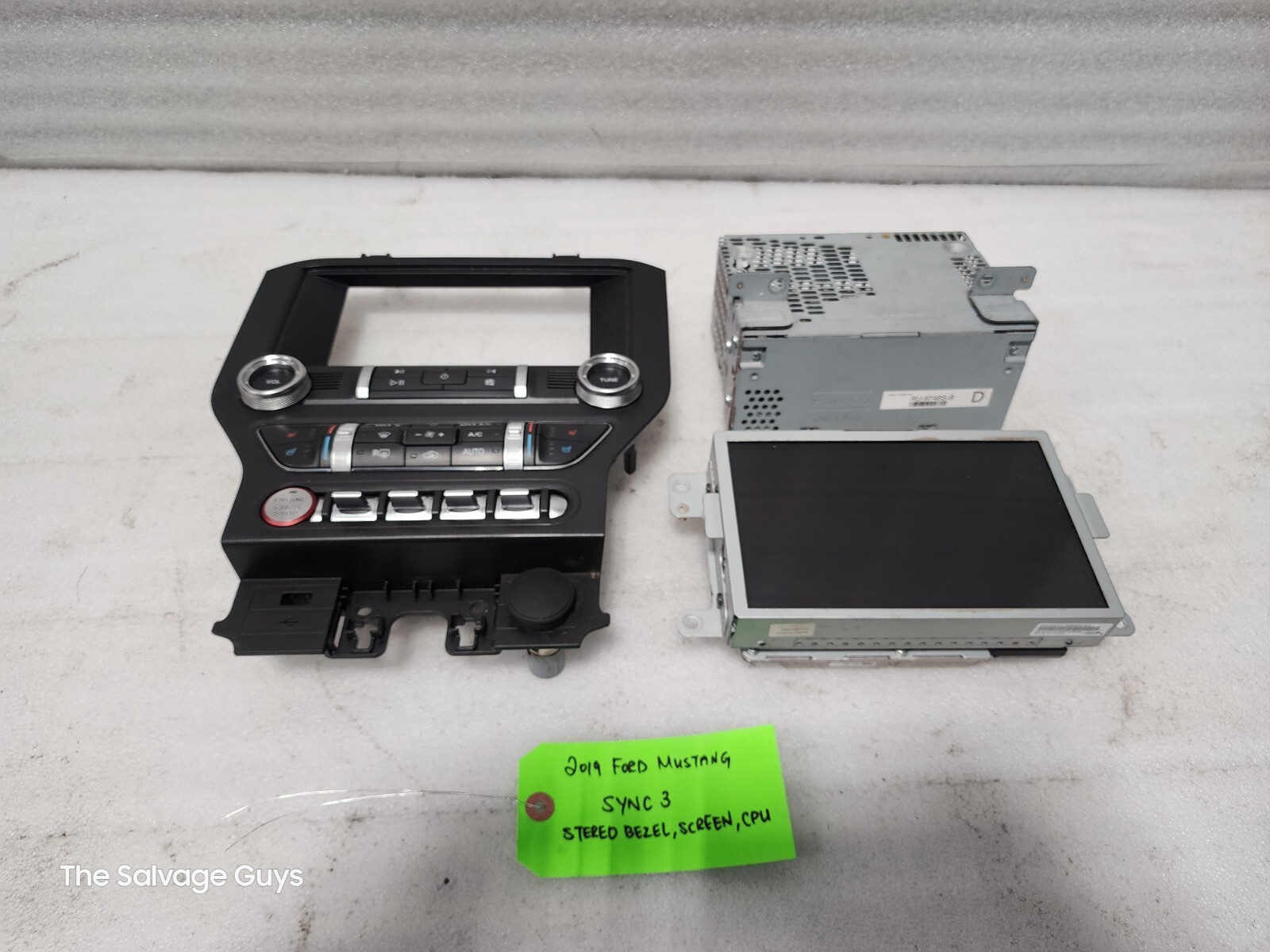 19 FORD MUSTANG 5.0 GT S550 OEM NAVIGATION STEREO RADIO SYNC 3 HEAD ...