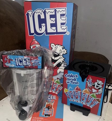 Vintage Icee Slushie Making Machine Makes 1/2 Gallon NEW Open Box ...