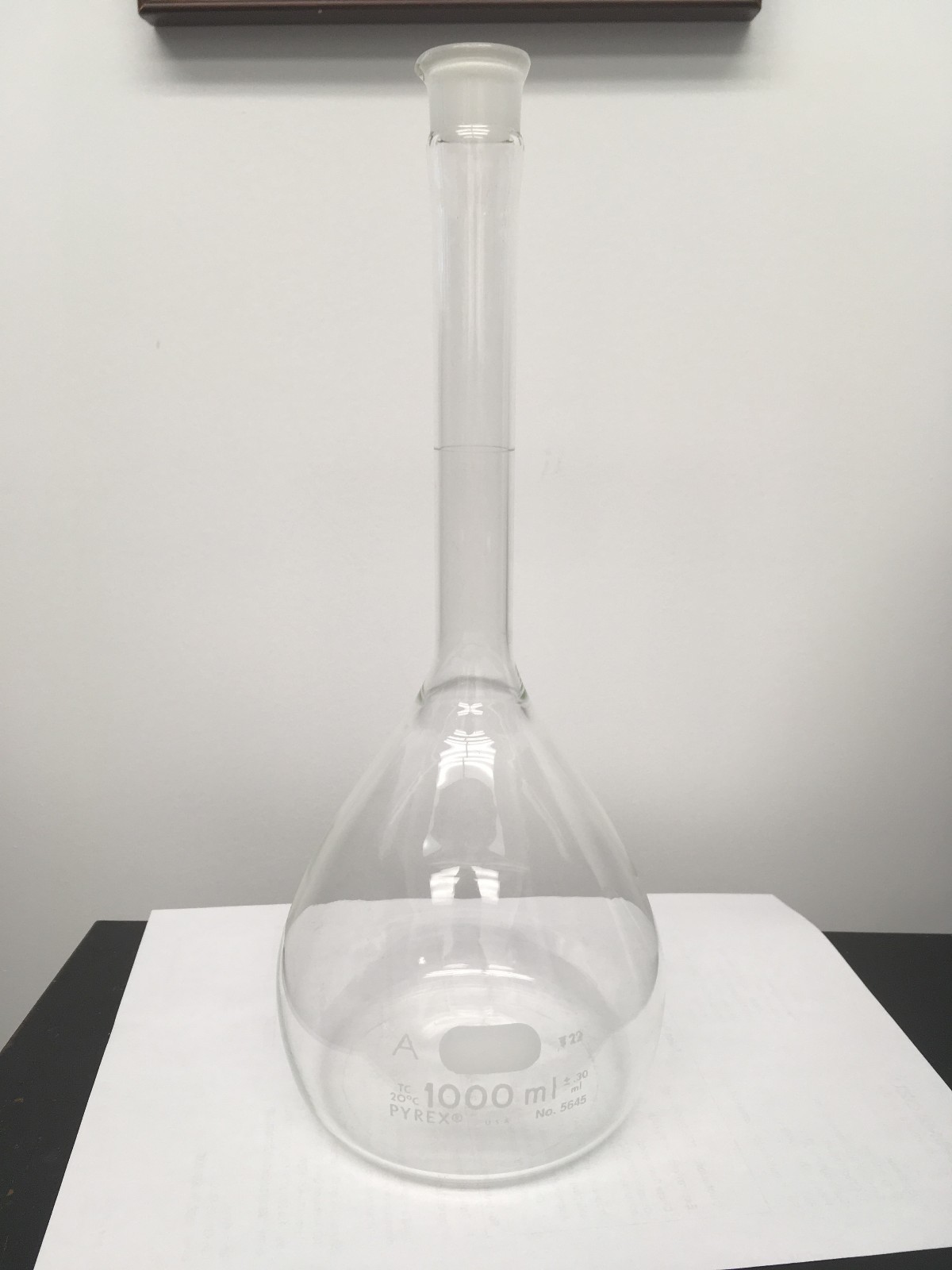 1 Pyrex and 1 Kimax Volumetric Flask 1000mL-Set of 2-Glass Stoppers ...