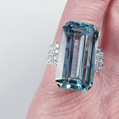 Transparent Long Rectangle Shape Clear Lab Created Aquamarine Solitaire ...