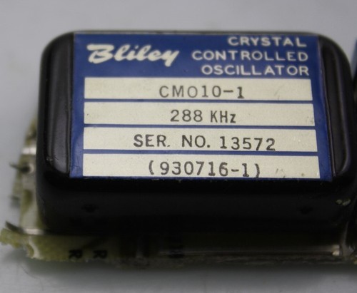 Vintage Bliley Crystal Controlled Oscillator CM010-1 288 KHz 930716-1 ...
