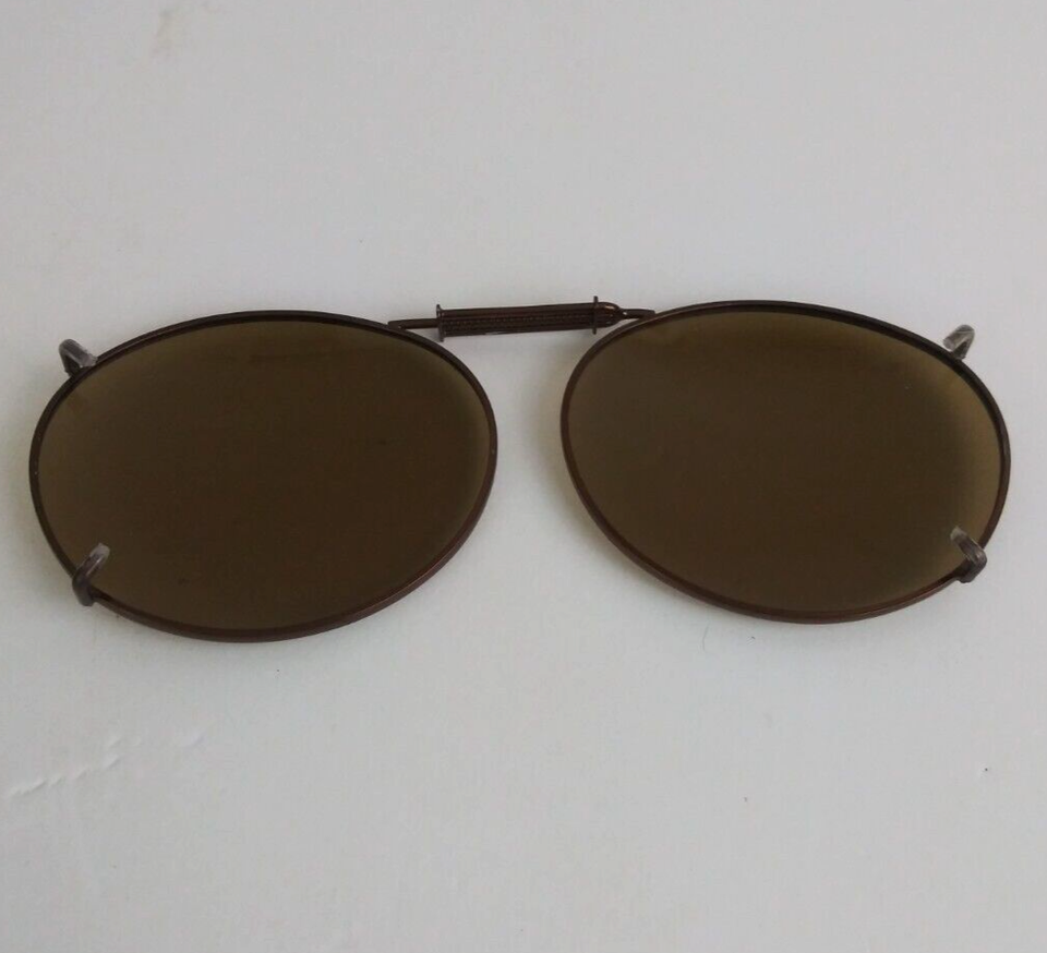 Cocoons Polarized Sunwear Clip-on Sunglasses With Case & Adjustable ...