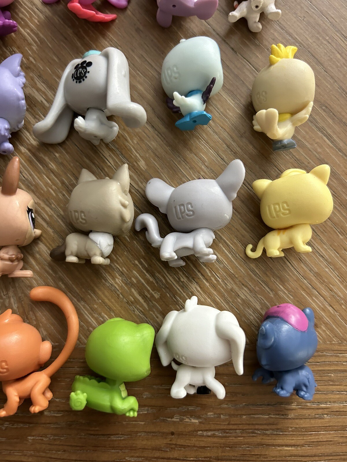 Littlest Pet Shop Authentic Mini Size Pets Dogs Cats Rabbit Monkey (25 ...
