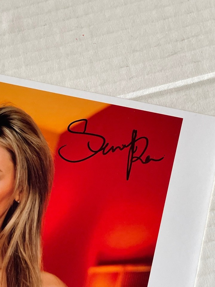 Sarah Rae 8x10 Autographed Signed Auto Photo /SR2/ | eBay