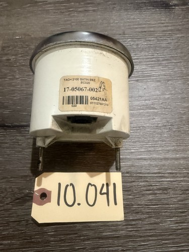 Peterbilt Tachometer Gauge - P/N: 17-05067-002 | eBay