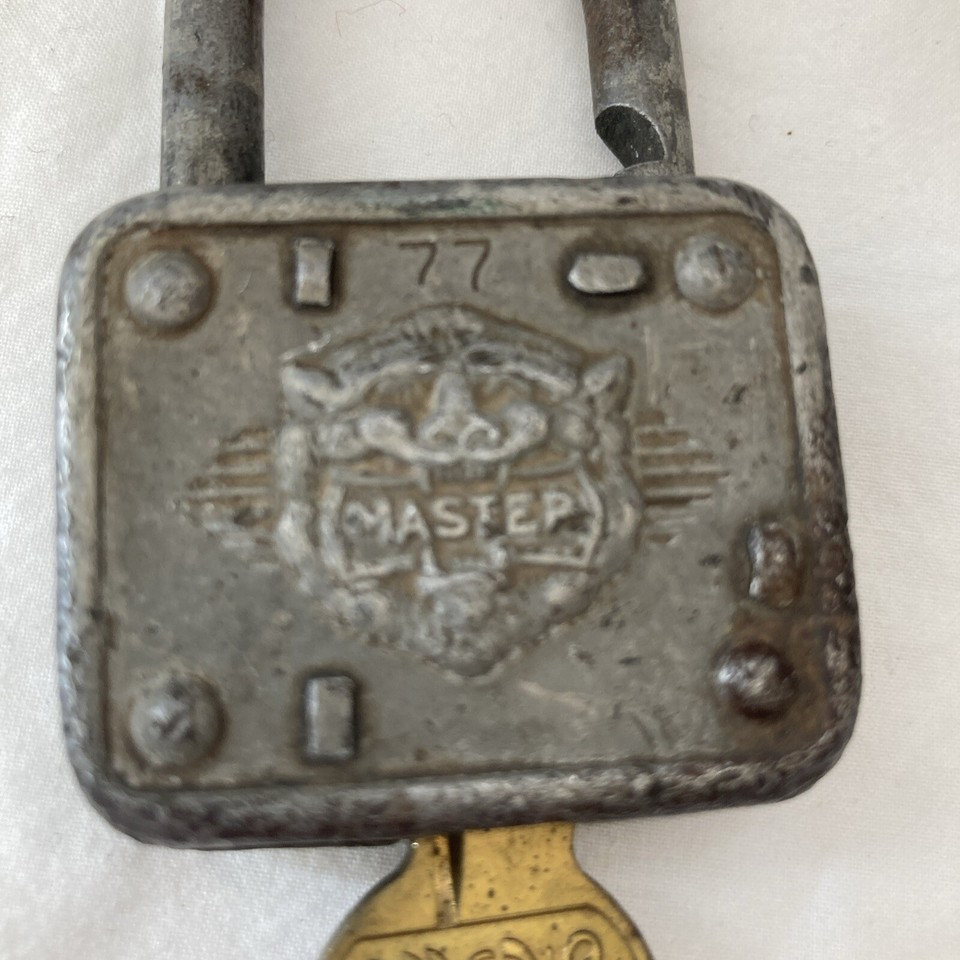 Vintage Master Lock Co. # 77 Padlock Embossed Lion Head Lock with Key ...