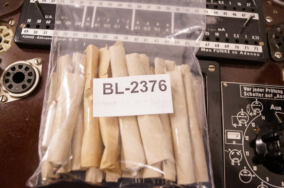 20 E-Röhren Telefunken 1AD4 Subminiatur-Röhre HF/ZF Stufe NOS BL-2376 ...