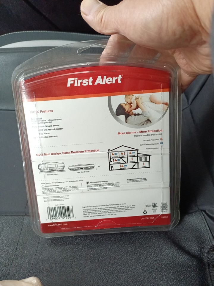 First Alert Smoke and Fire Alarm PR700 New In Package | eBay