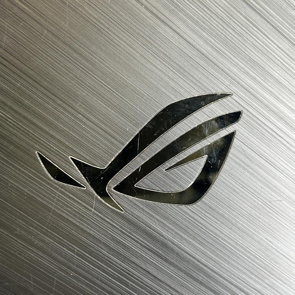 Asus ROG Strix G731 17.3 120Hz FHD i7-9750H 2.60GHz 16GB 512GB SSD GTX ...
