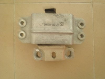 Original VW Passat Motorhalter 3C0199555P a15075 | eBay