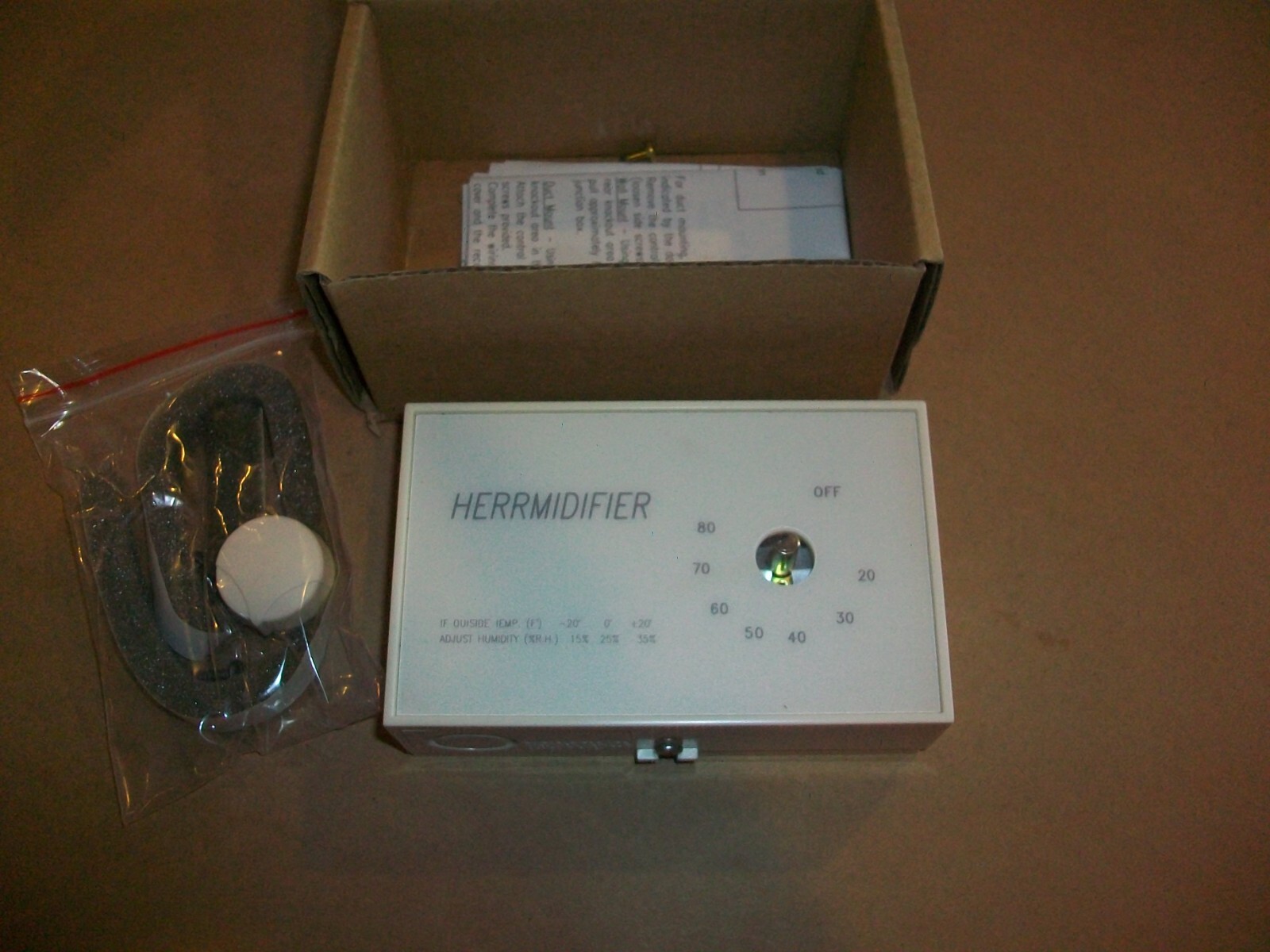 Herrmidifier Humidity Control Model 826R NEW IN BOX | eBay