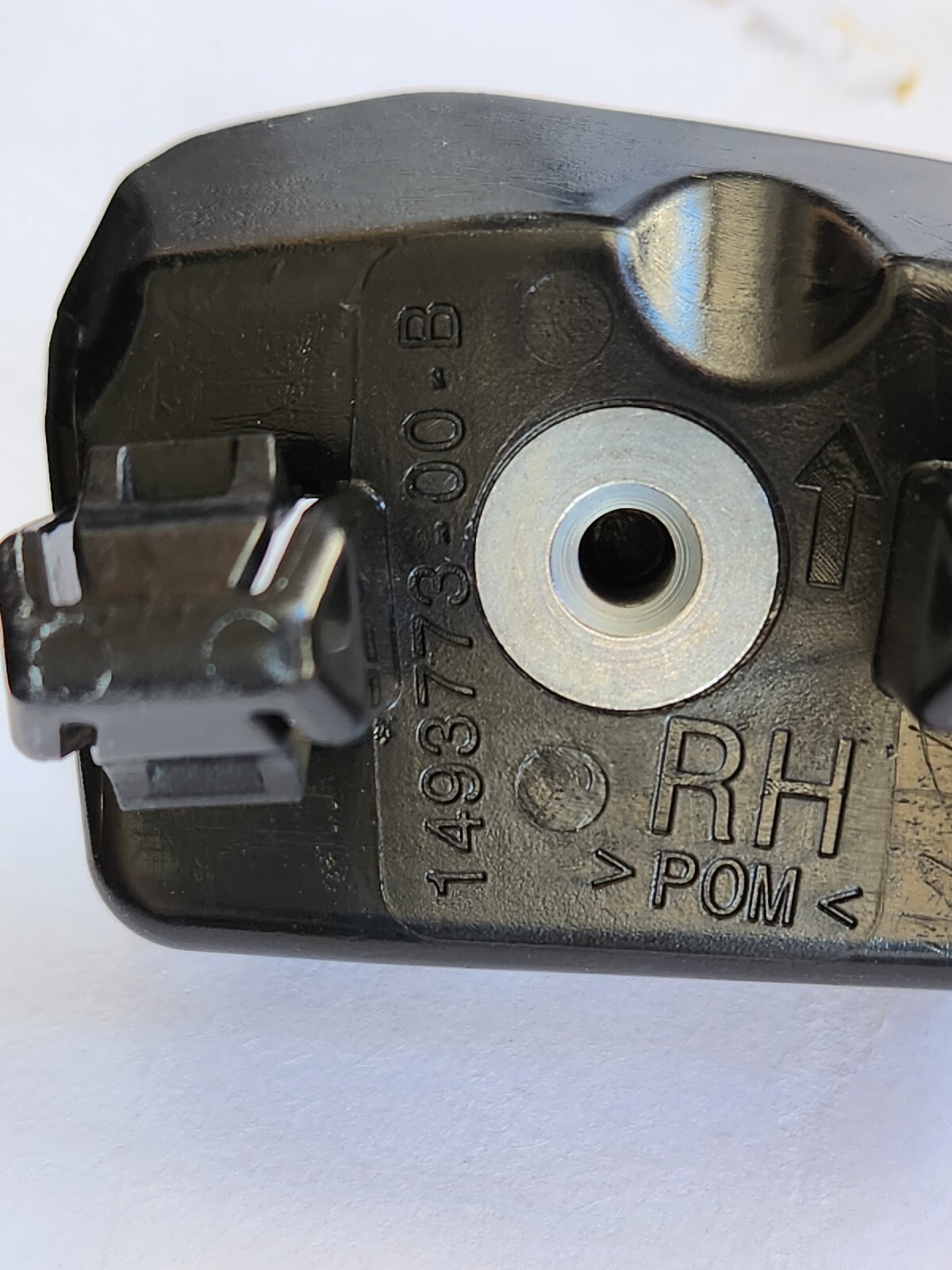 OEM Tesla Model Y FASCIA FRONT FENDER BRACKET Support Holder Right ...