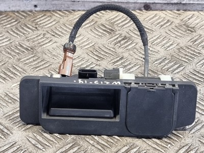 MERCEDES E220 REAR VIEW CAMERA AND TAILGATE HANDLE A0997501600 AUTO ...