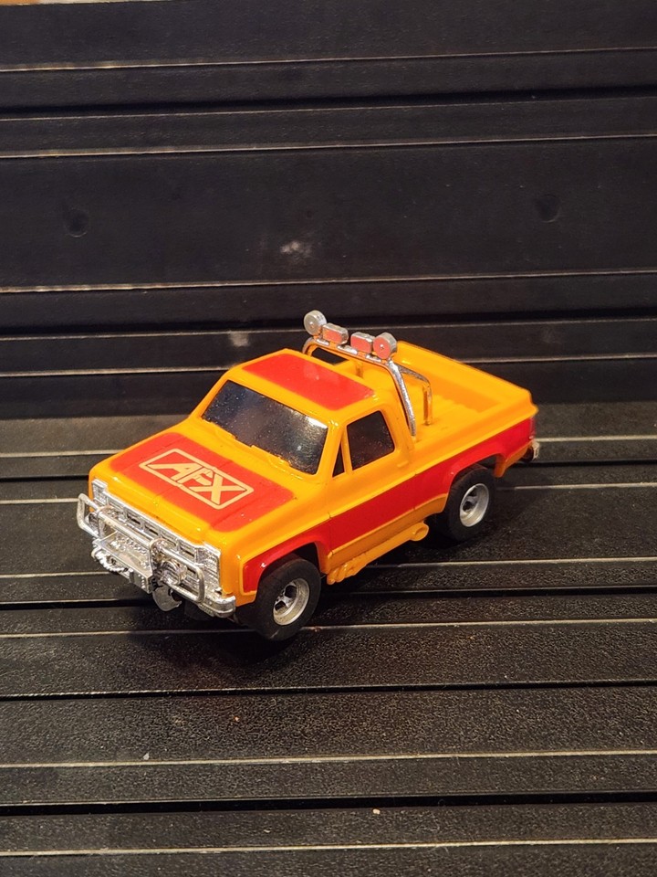 Aurora AFX TOMY Turbo Cars 8765 GMC Pickup Truck Orange , Chrome Roll ...