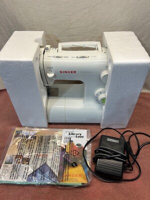 SINGER Tradition 2277 Mechanical Sewing Machine (AMAZING CONDITION ...