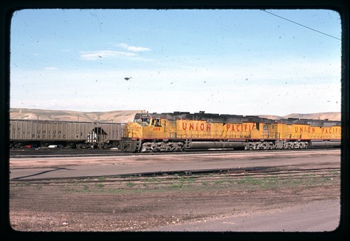 Original Slide UP #6918 EMD DDA40X Union Pacific 1976 Action | eBay