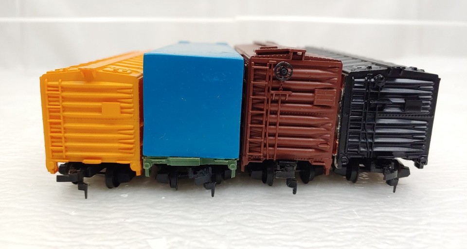 4 HO Gauge Model Train Boxcars with Weights Inside Nice Cars | eBay