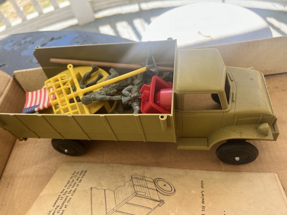 Vintage c1960 Ideal play set Combat Engineer Construction Set partial ...