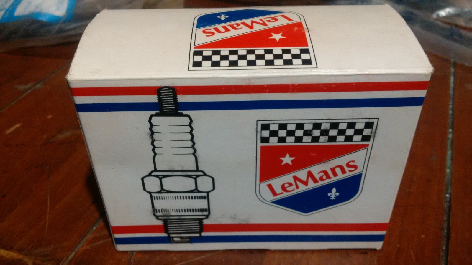 vintage LeMans Beru sparkplugs box of ten rare 1960s 1970s motorcycle ...