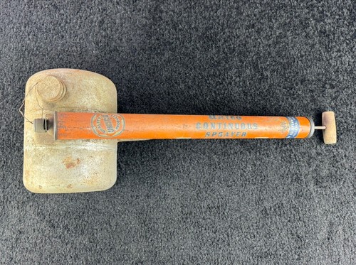 Vintage Unico Bug Hand Sprayer Made in USA ORANGEAND BLUE W/ Wood ...