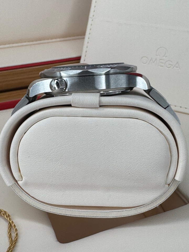 Omega Seamaster Diver 300M 210.30.42.20.06.001 – Complete Set Boxes and ...