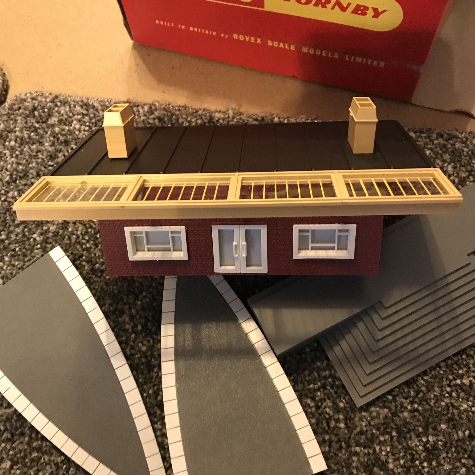 Joblot Hornby Triang Etc OO Buildings Platforms & Accessories Scenic ...