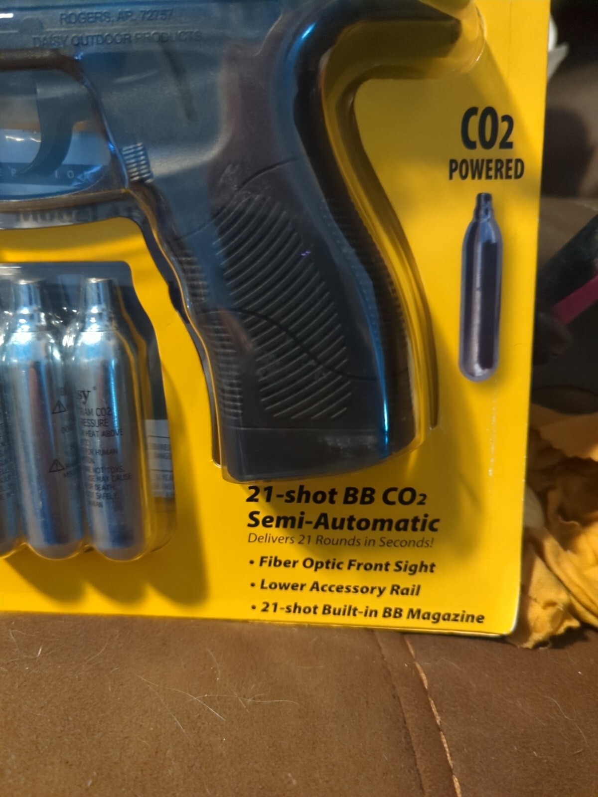 Brand New/Pack Daisy PowerLine 415 Semi-Auto Pistol CO2 Kit Fiber Optic ...