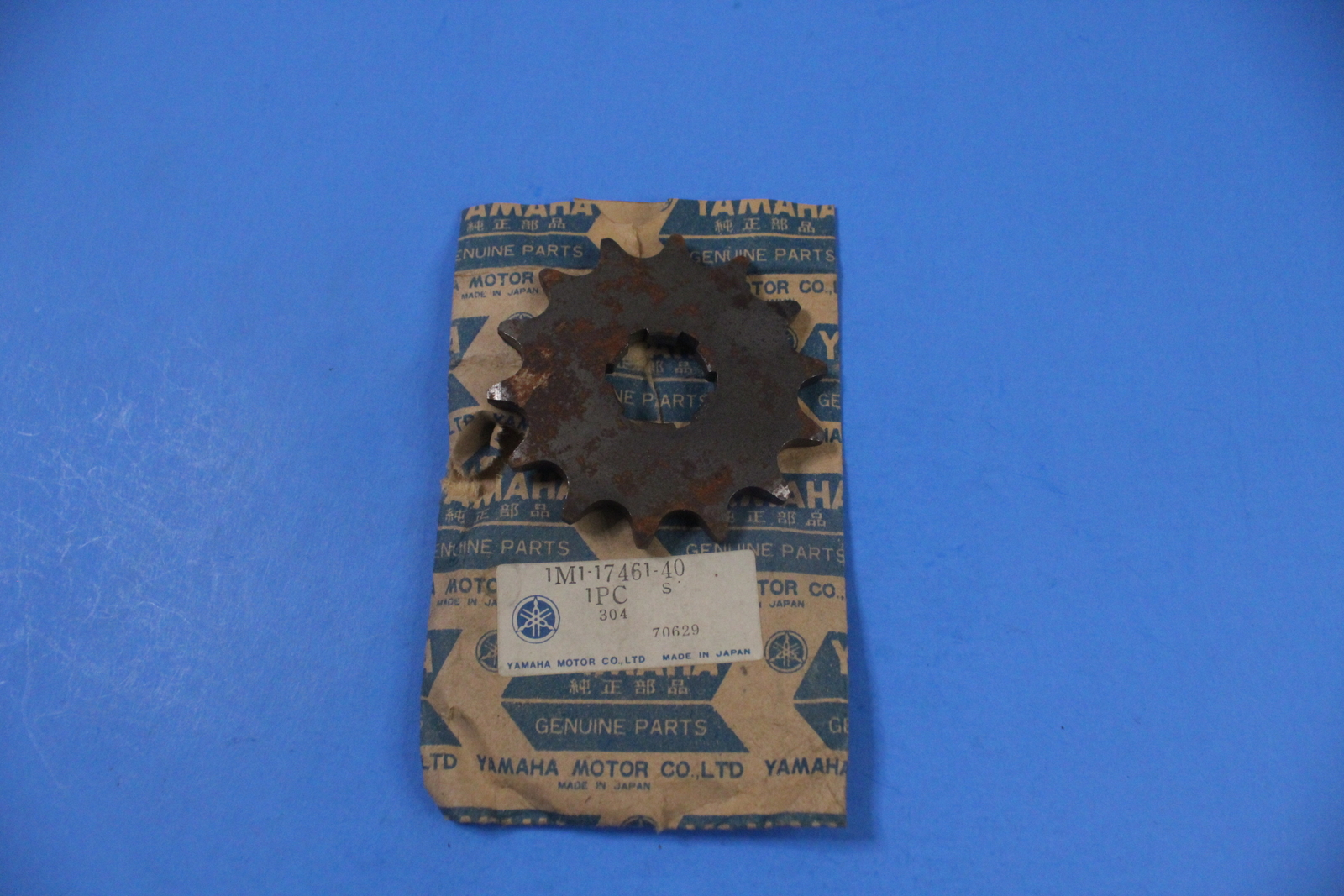 NOS YAMAHA DRIVE SPROCKET 14T 1M1-17461-40 for sale online | eBay
