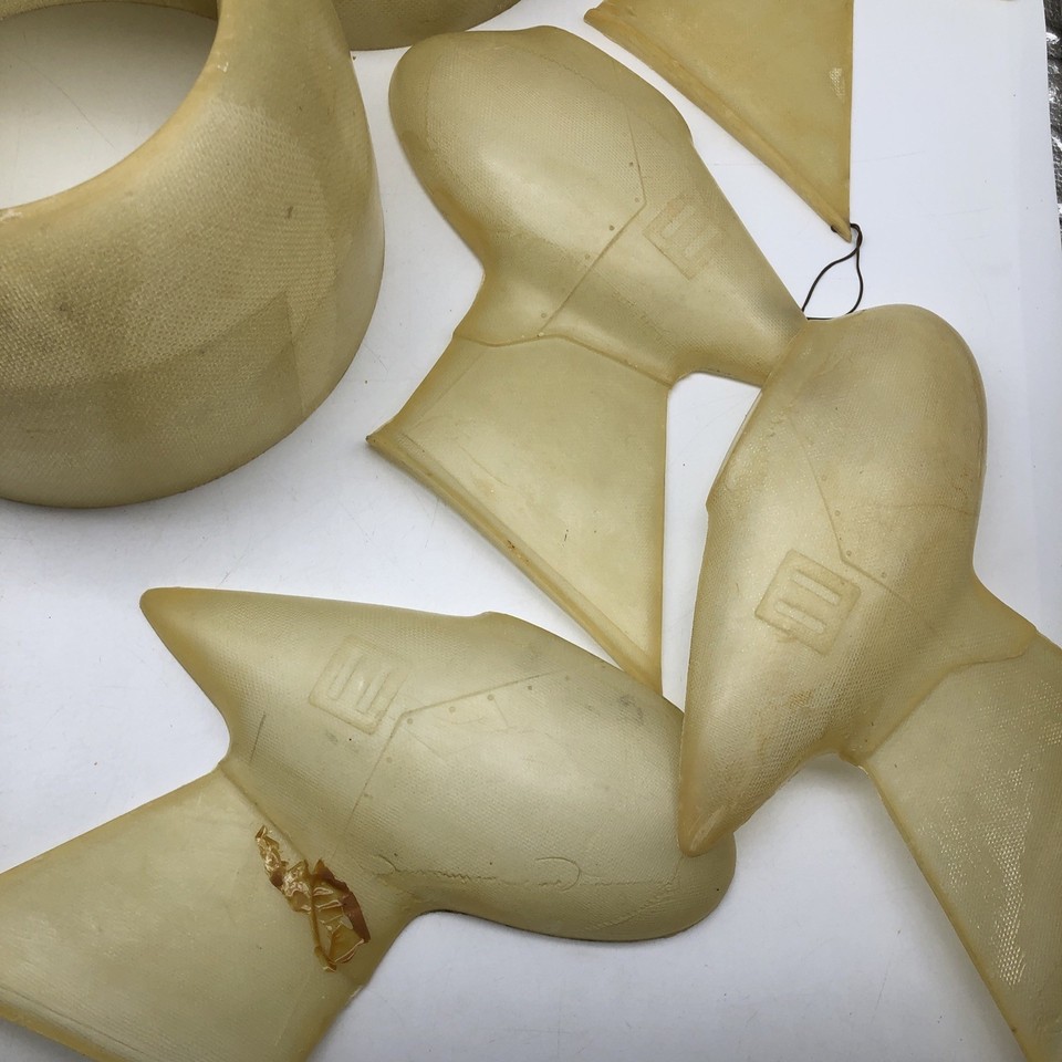 SCHLE Gee Bee R-1 RC EP or RP Airplane Kit Parts 2 SETS COWLS & Wheel ...