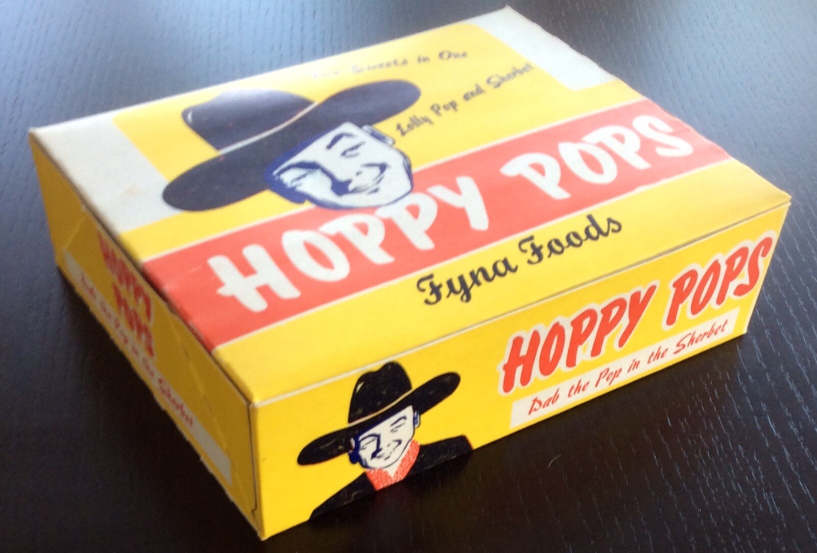 HOPPY POPS FYNA FOODS CONFECTIONARY BOX STORE DISPLAY HOPALONG CASSIDY ...