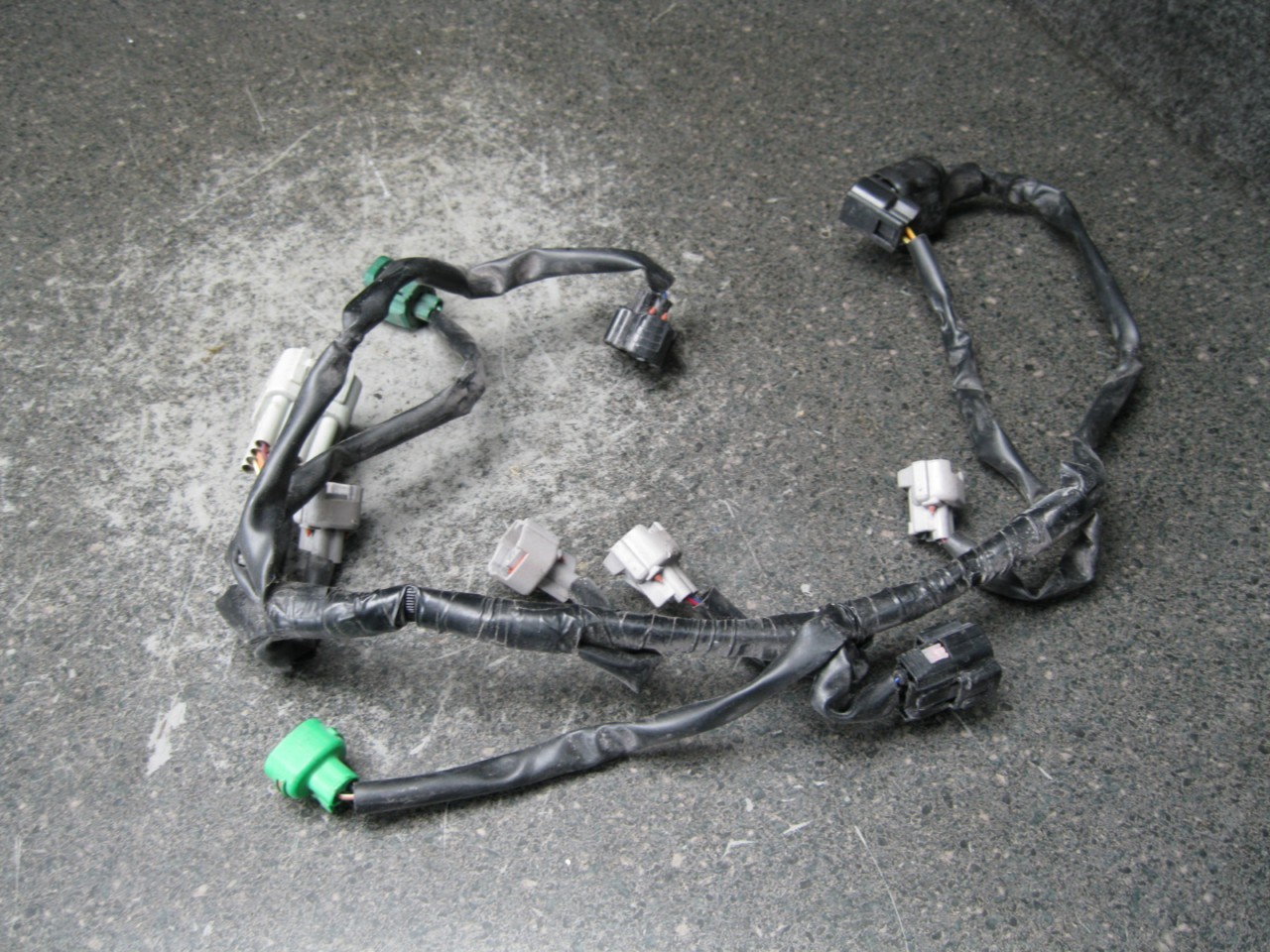 04 Yamaha YZF R1 YZFR1 Throttle Body Fuel Injector Sub Harness Loom 86N ...