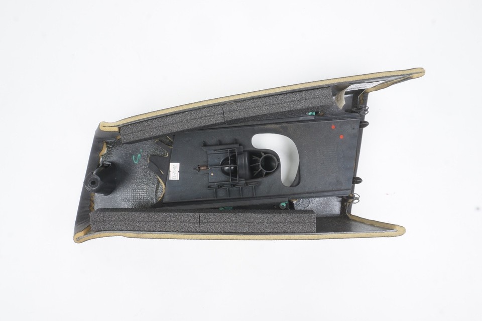 2014 - 2020 Maserati Ghibli Right Passenger Side B Pillar Trim Cover ...