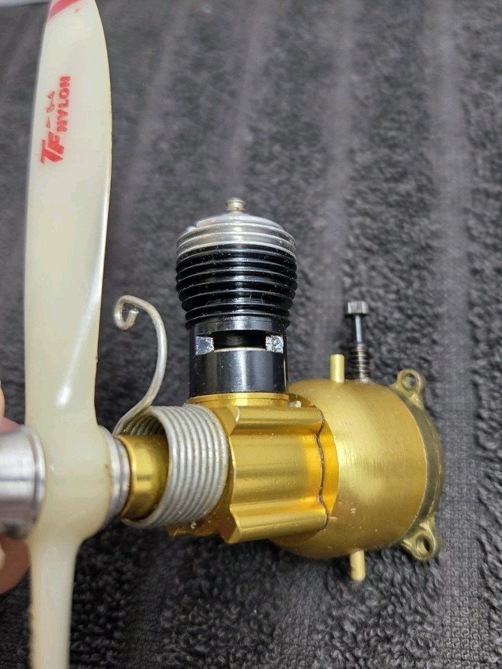 Cox Golden Bee Engine .049 with Top Flite Nylon Propeller. Beautiful ...
