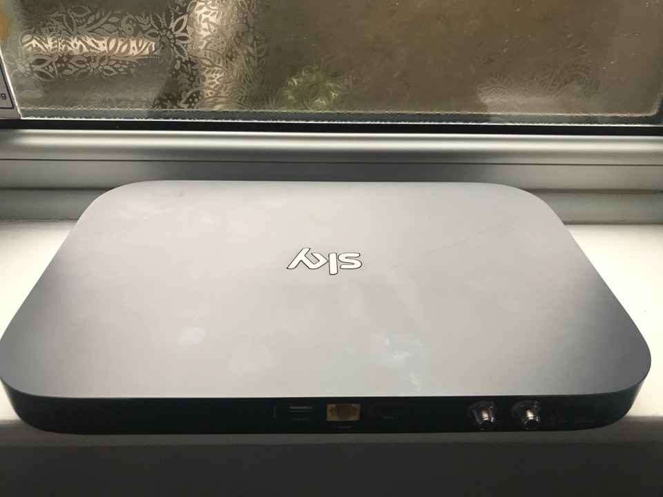 Sky Q Box ES340-d8 1TB with SKY Power Lead and SKY Remote | eBay UK