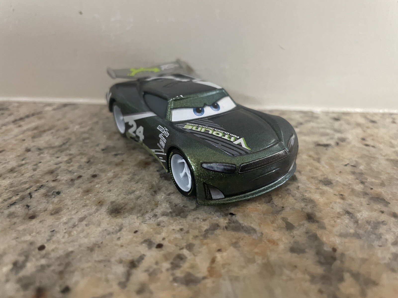 Disney Pixar Cars Lightning McQueen Mettel 2013