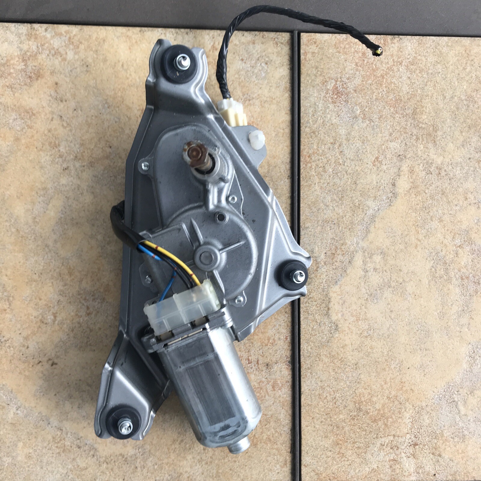 2006-2011 Chevrolet HHR Rear Liftgate Back Glass Wiper Motor 15943776 ...