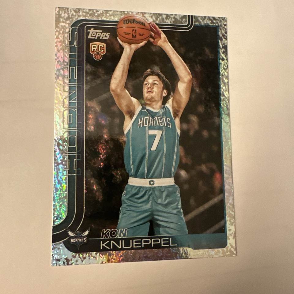 2025 Topps Kon Knueppel Sand Glitter Foil Holo Rookie Card SP RC #204 ...