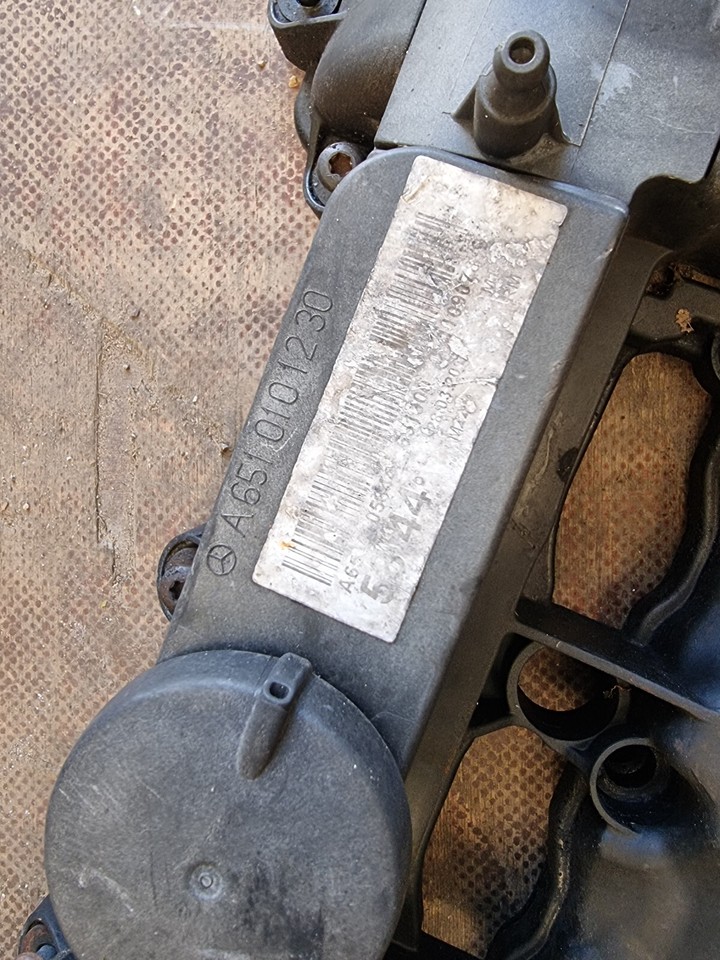 GENUINE MERCEDES C CLASS C220 ENGINE ROCKER COVER A6510101230 | eBay