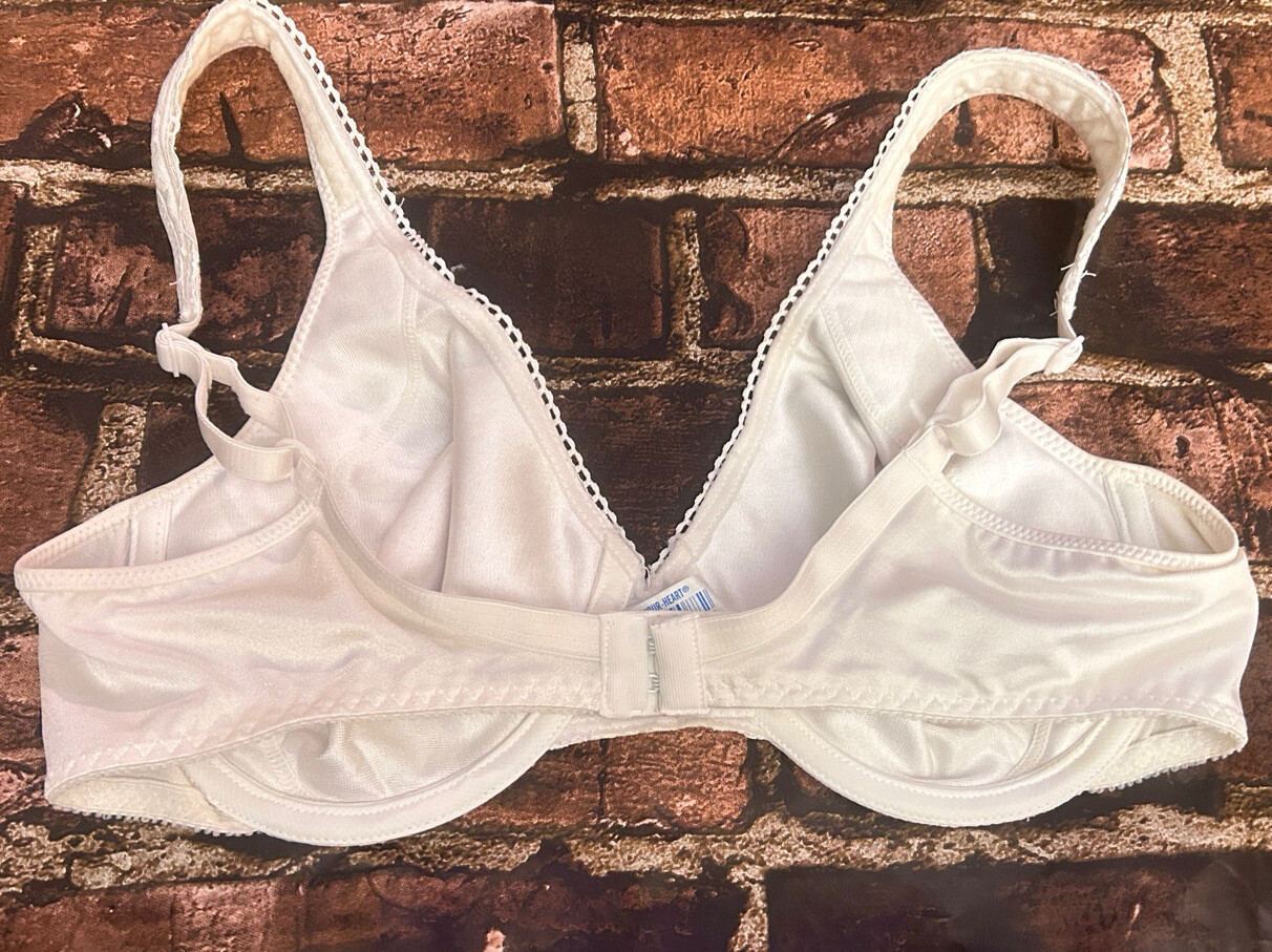Vintage Playtex Cross Your Heart Bra 4179 White 36B DISCONTINUED NOS ...