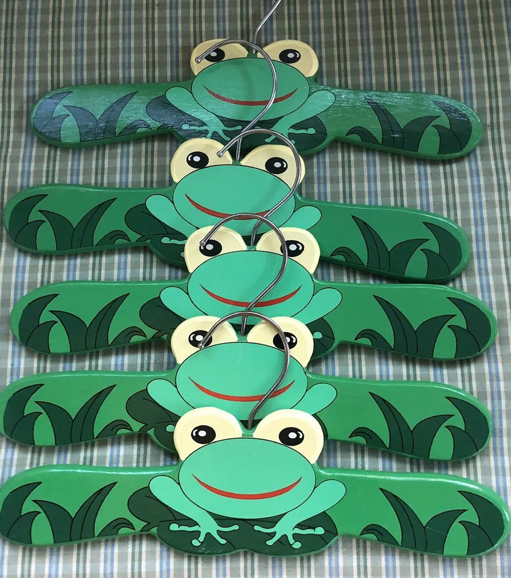 BN LOT 5 KIDORABLE FROG WOODEN CLOTHES HANGERS-13 1/2" FREE S/H OFFER ...