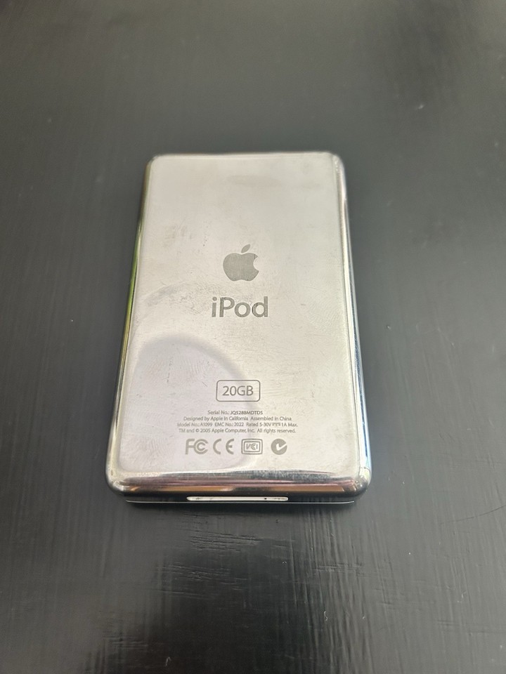 Apple iPod Classic Model-A1099 20GB - White | For Parts/Repair | eBay