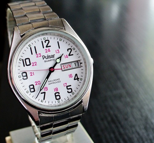 VINTAGE PULSAR DAYDATE RAILROAD APPROVED MILITARY QUARTZ MEN'S SS ...