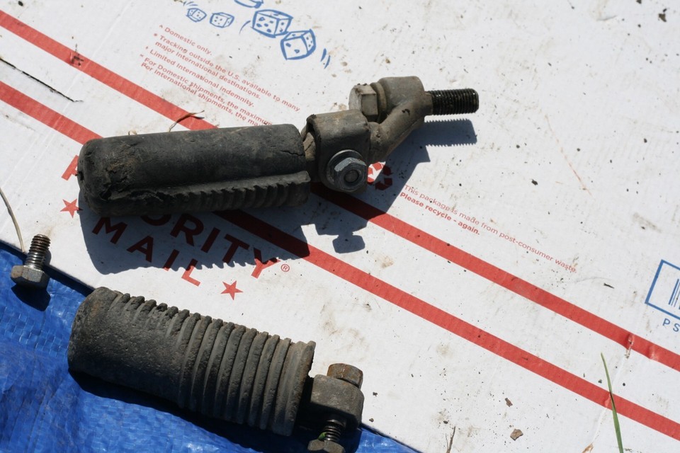 1969 Bridgestone BS DT 175 BS175 TA1 Dual Twin OEM FOOT PEG'S | eBay