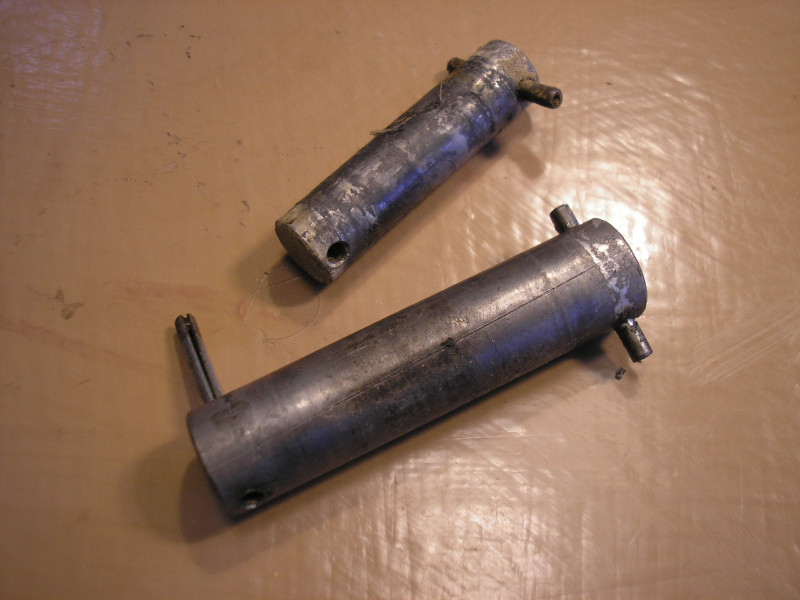 AMF 1414 Tractor Mower Hydraulic Lift Cylinder Mounting Pins | eBay