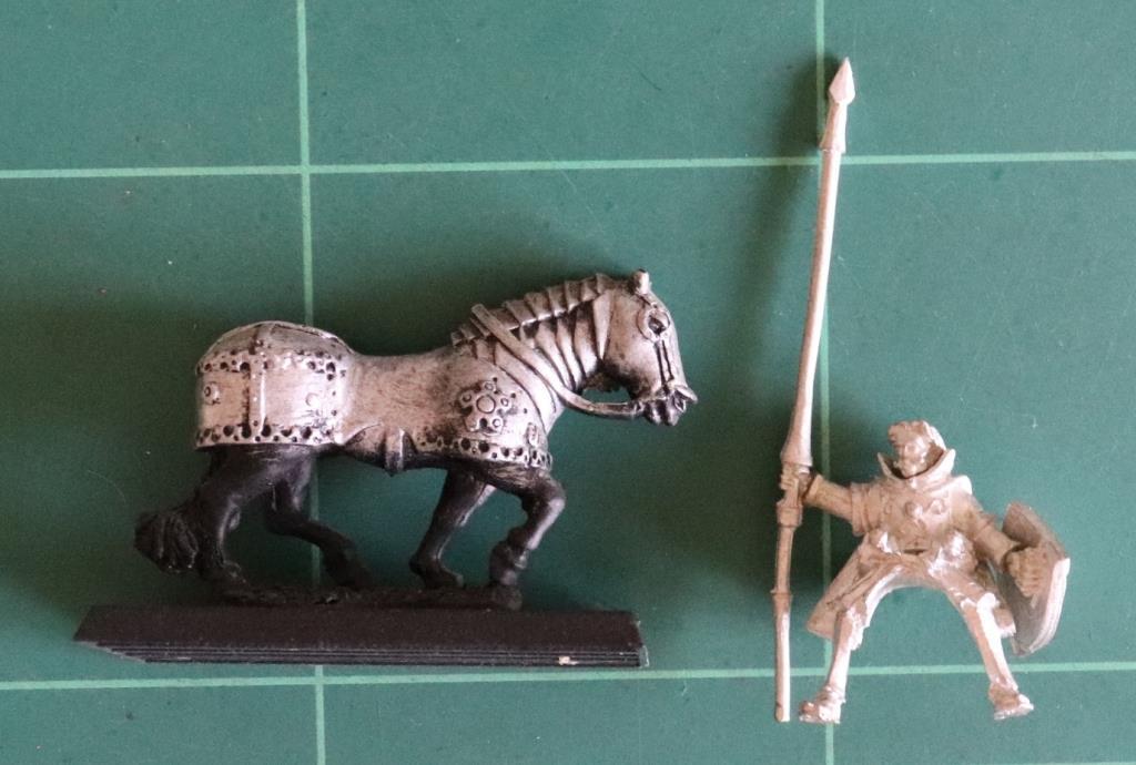 Essex Miniatures 28mm Medieval Mounted Knight #1 | eBay UK