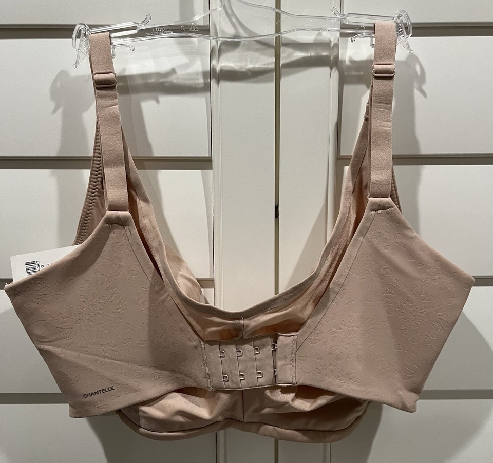 Chantelle Rose Comfort Chick Back Smoothing Full Wireless Bra 18J8 34 ...