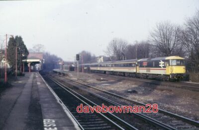 PHOTO CLASS 73 NO 73118 AT EARLSWOOD STATION 12-87 ROMNEY HYTHE ...