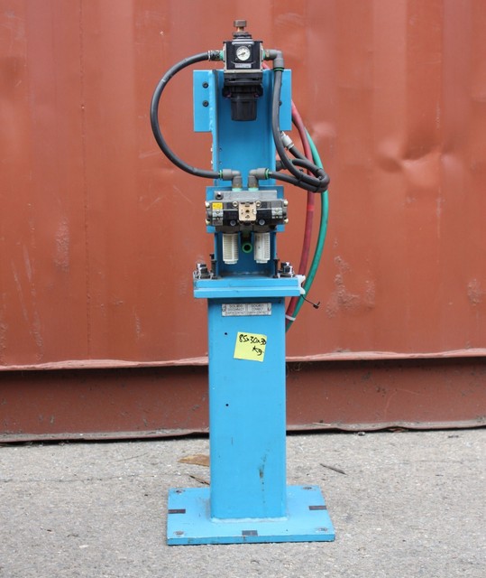 Pneumatic RAM Pedestal Resistance Spot Welding Welder Weld Electrode ...